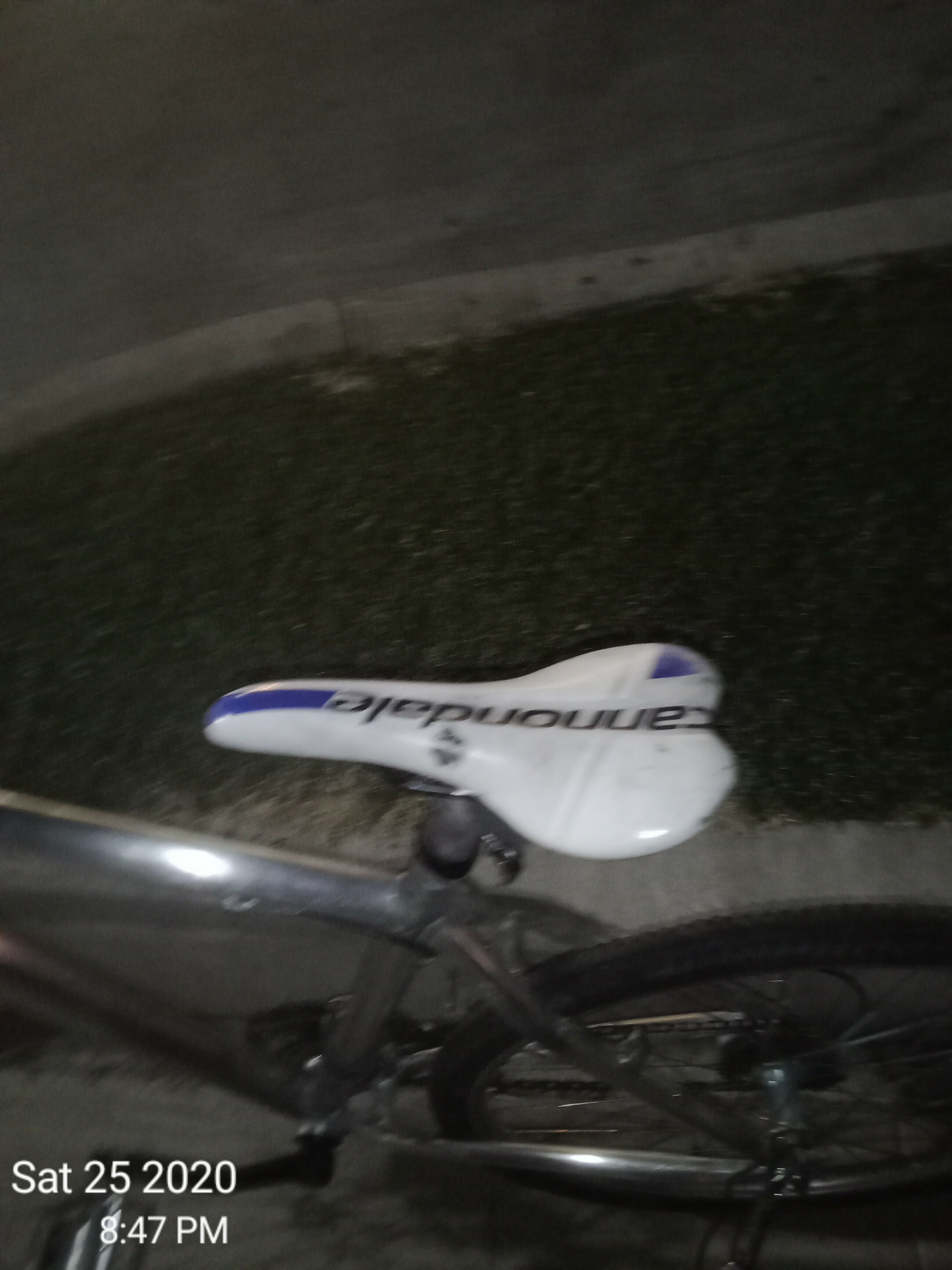 2020 Diamondback Hatch 2 hard tail box frame