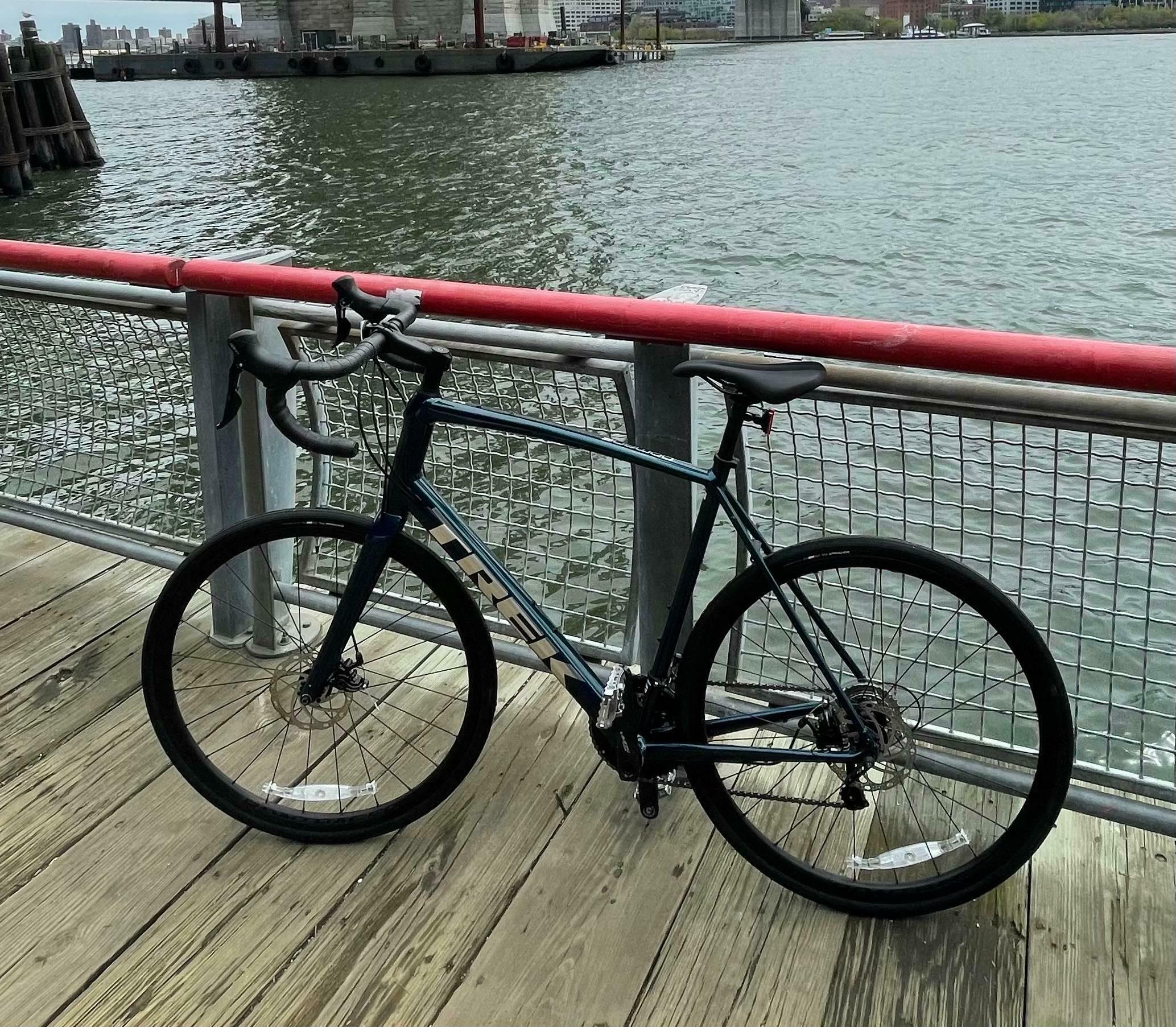 Stolen 2021 Trek Domane AL3 Disc