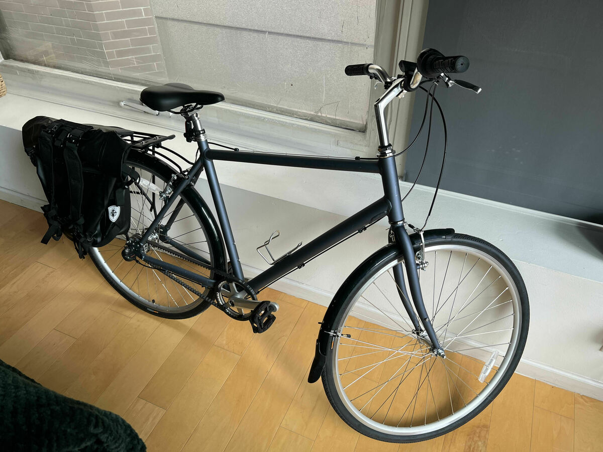 2022 Priority Bicycles Classic Plus - Gotham Edition