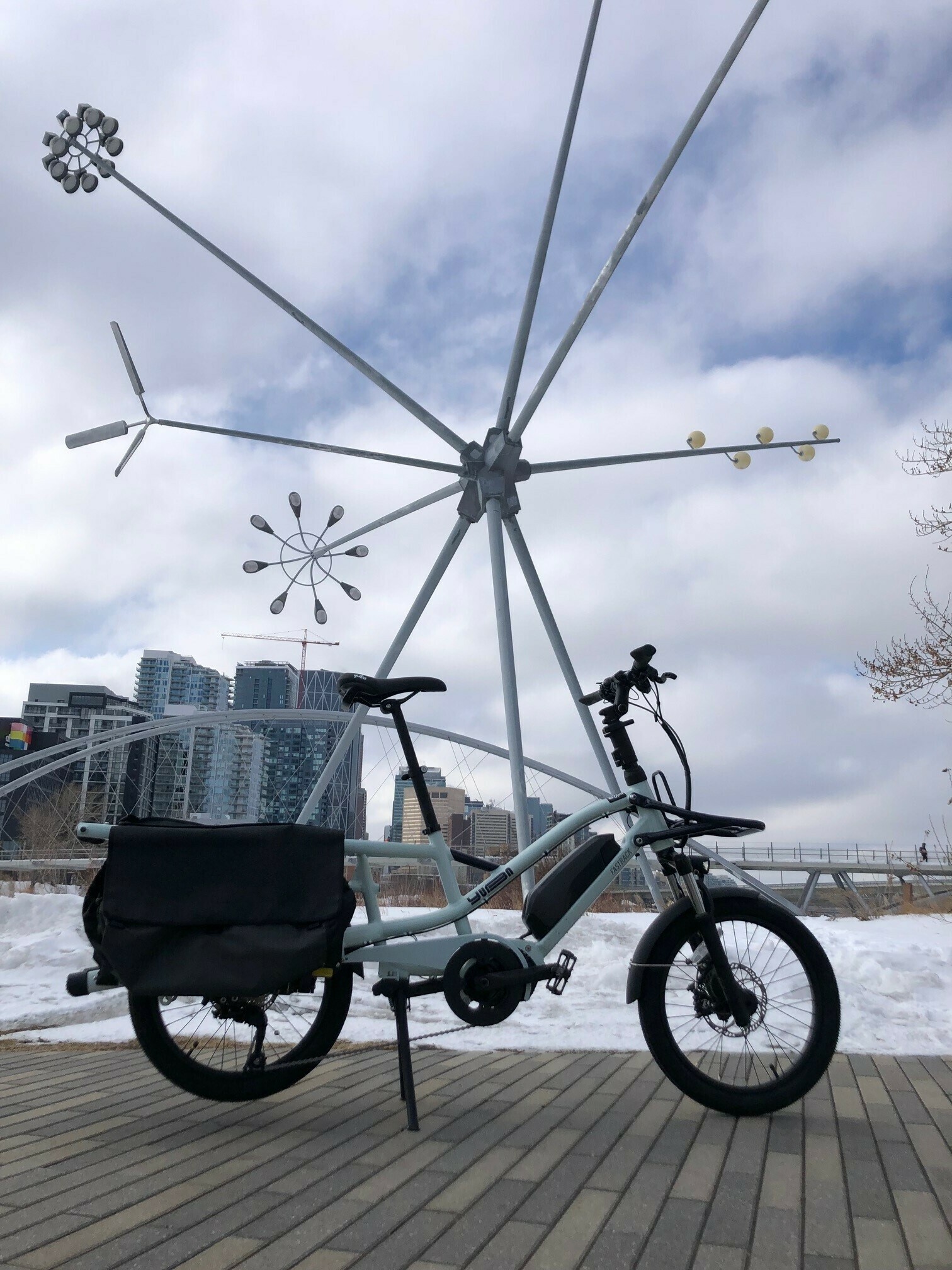 2023 Blue Bike, Yuba Fastrack Electric Cargo Bike