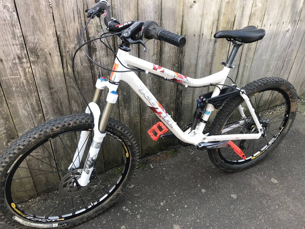 2009 Kona oneZo Supreme