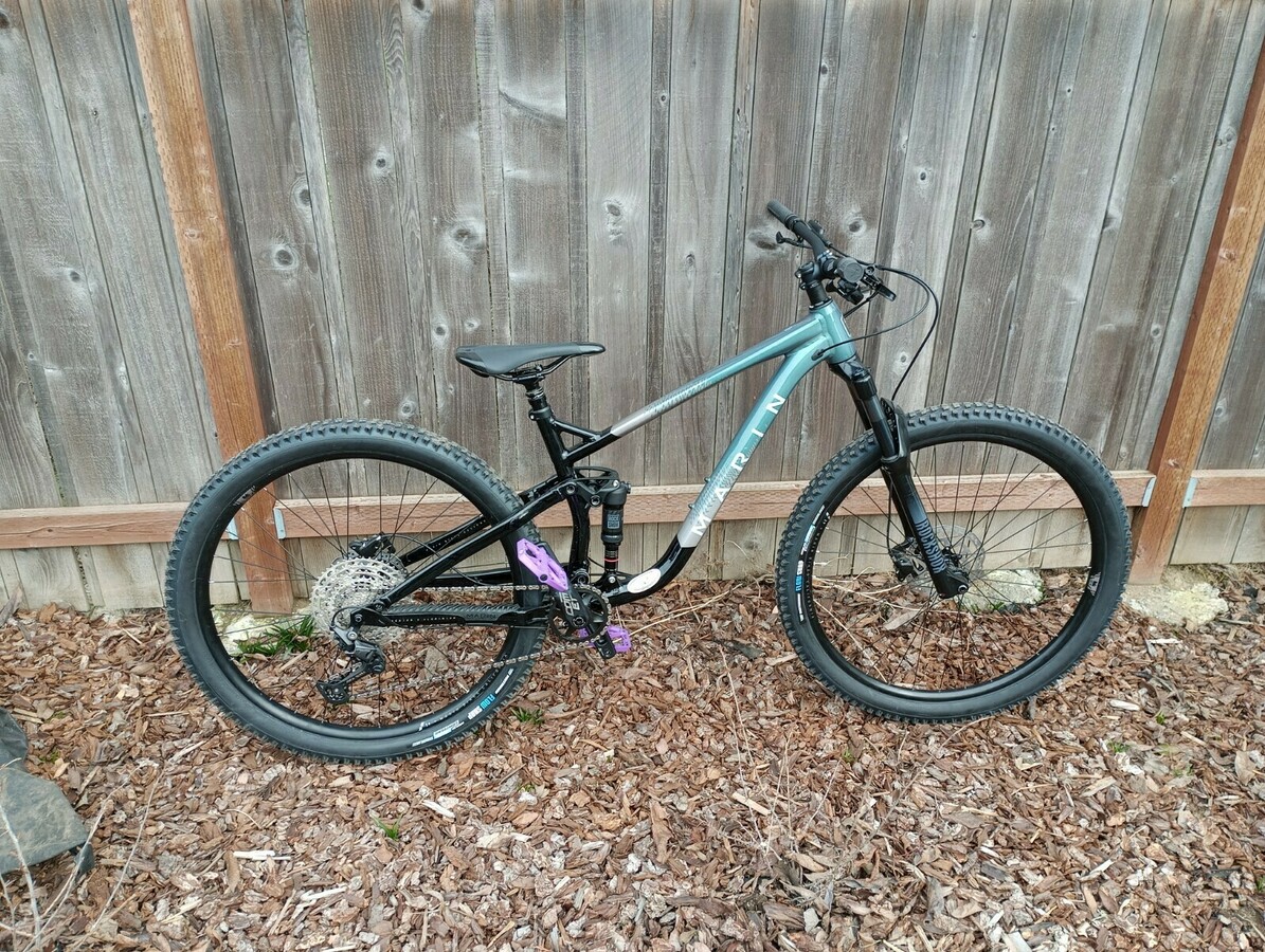 2022 Marin Bikes Rift Zone 2