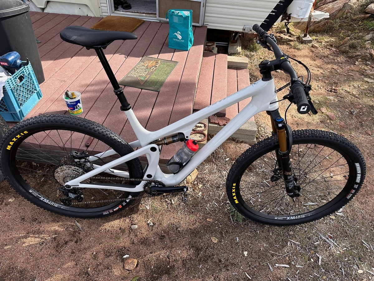 2022 Yeti sb115