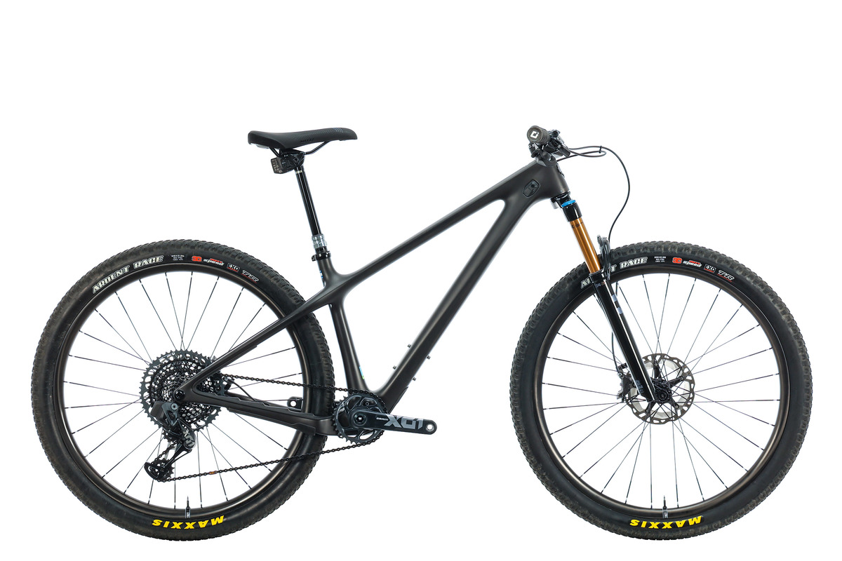 2022 Yeti ARC TURQ