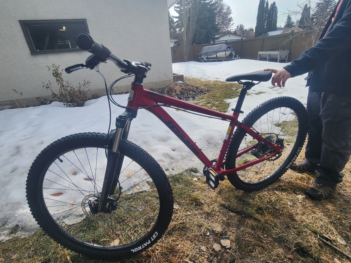 2022 Jamis Durango A1