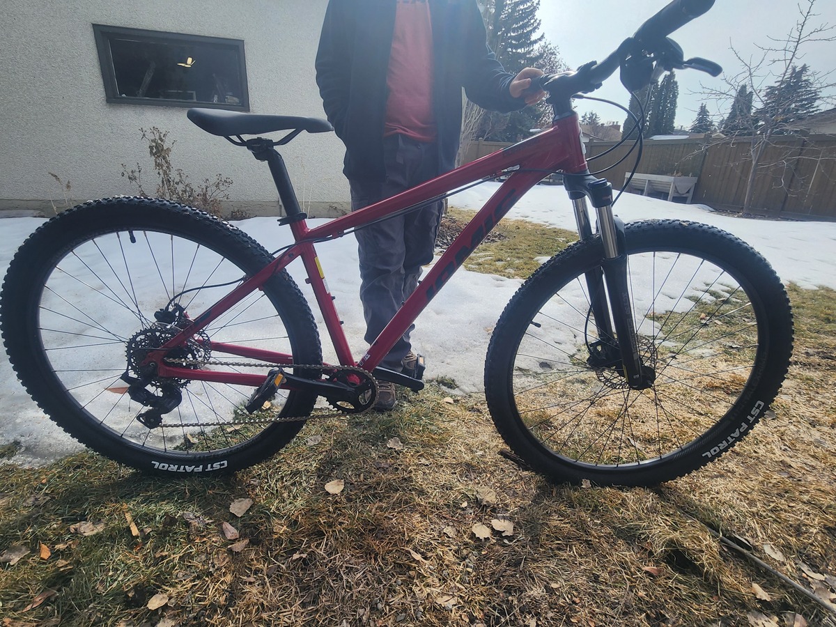 2022 Jamis Durango A1