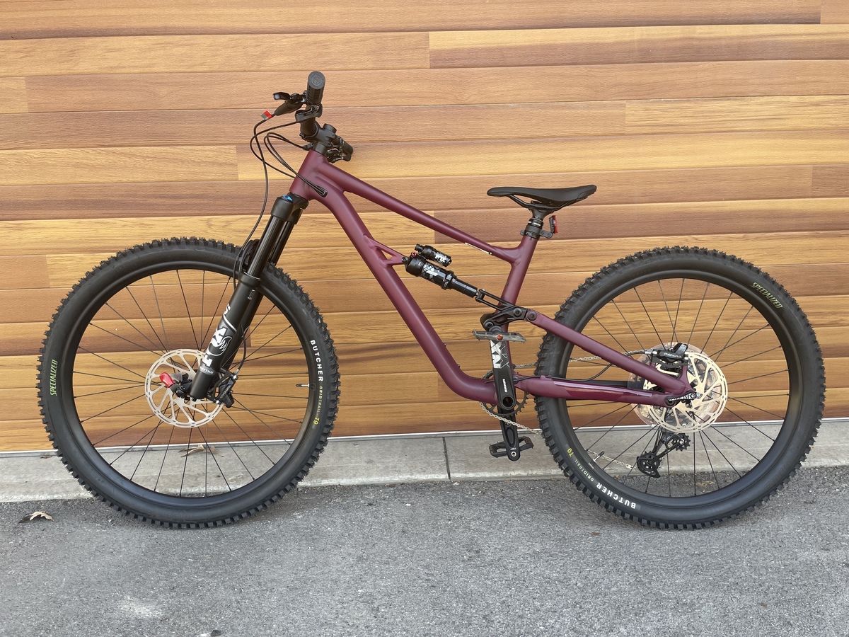 2022 Specialized Status 140