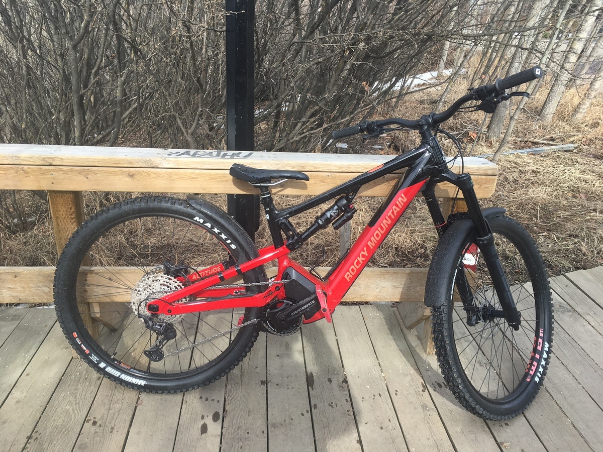 2022 Rocky Mountain Bicycles Altitude Powerplay A50