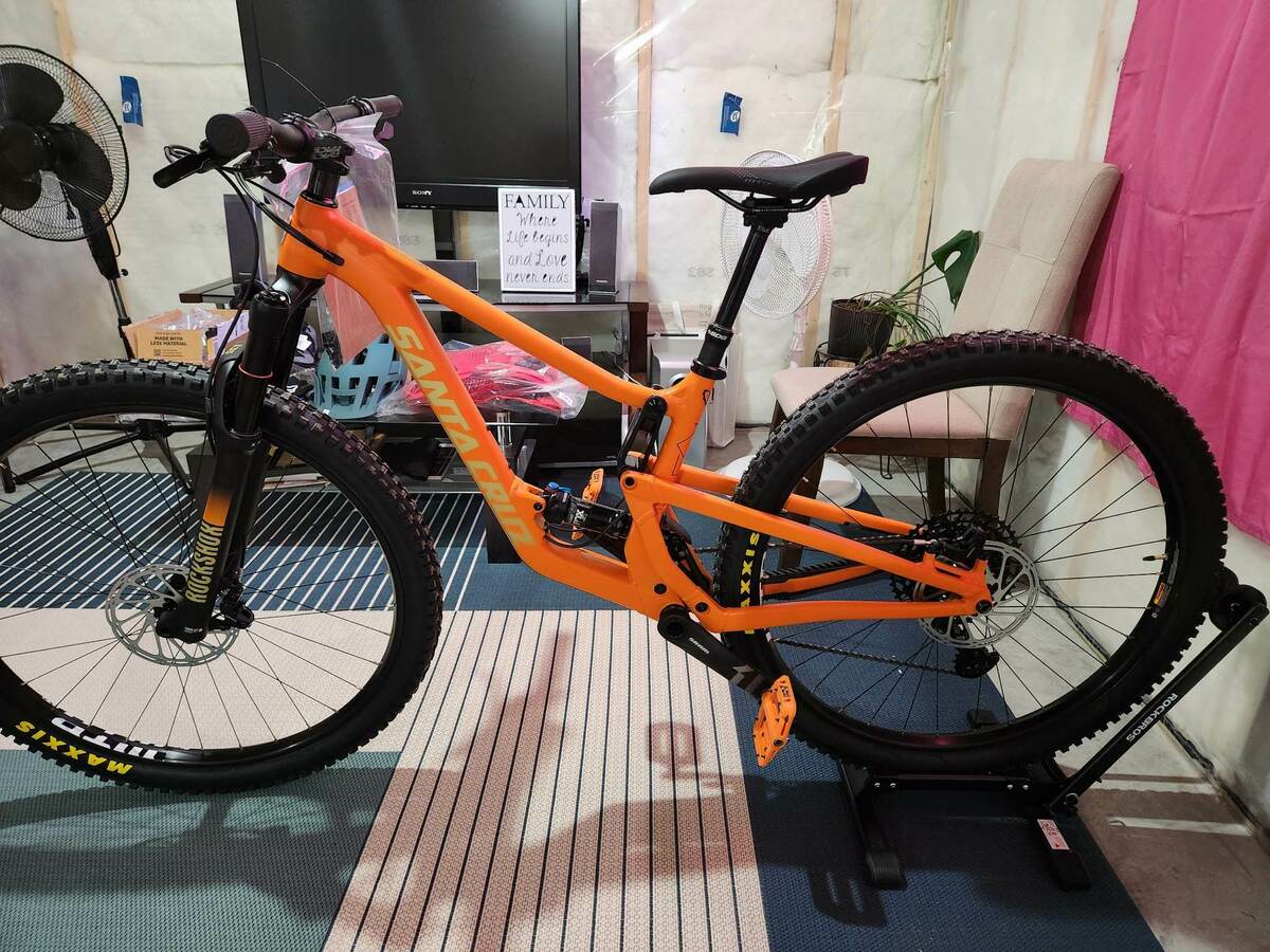 2022 Santa Cruz Hightower Alloy