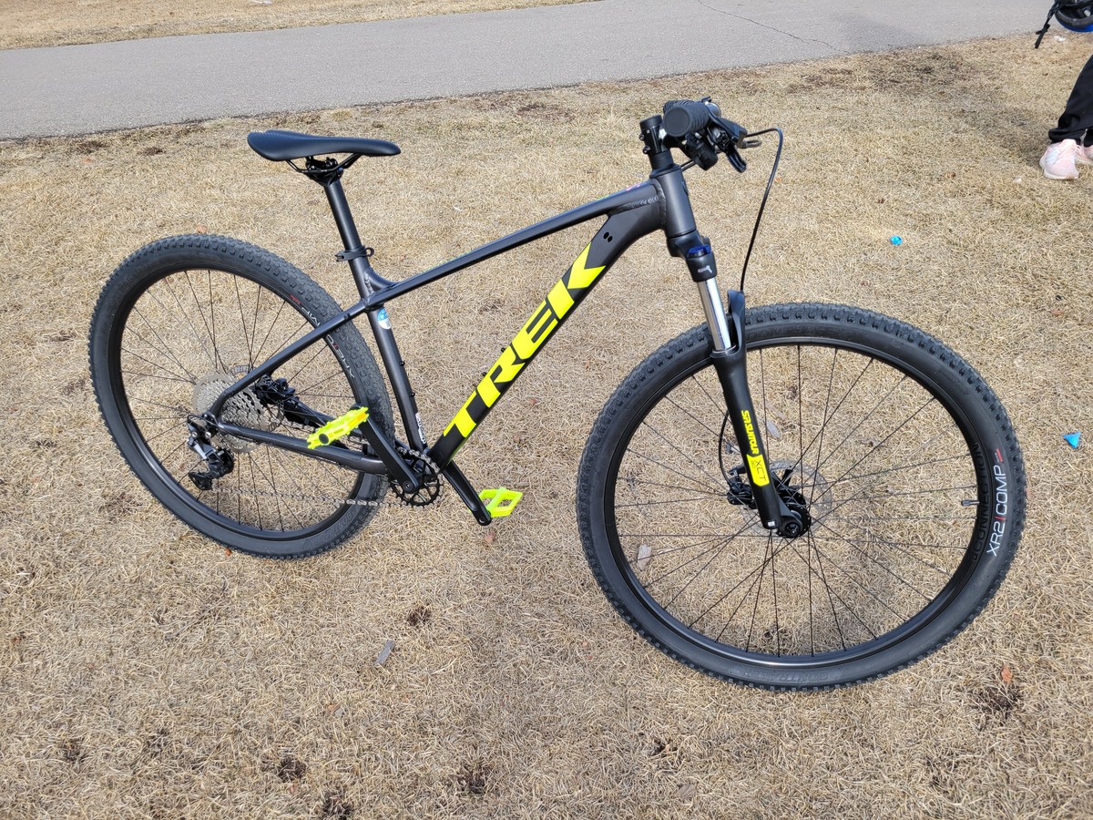 2023 Trek Marlin 6
