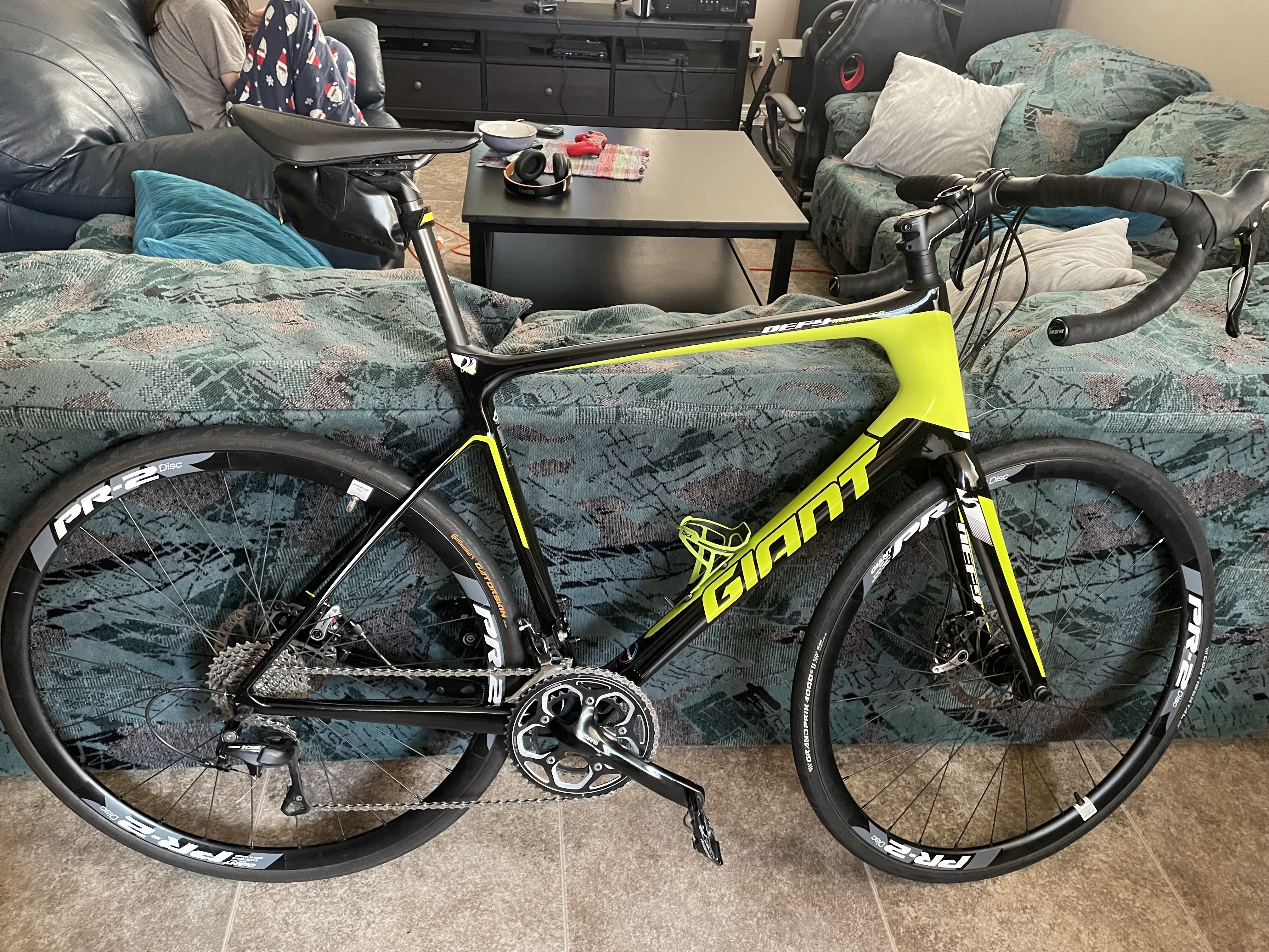 2016 Giant Defy