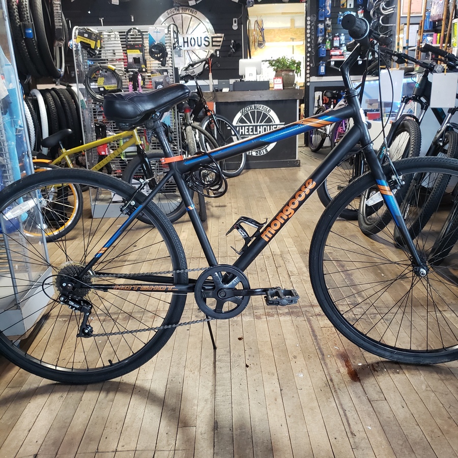 Mongoose Hotshot 700c
