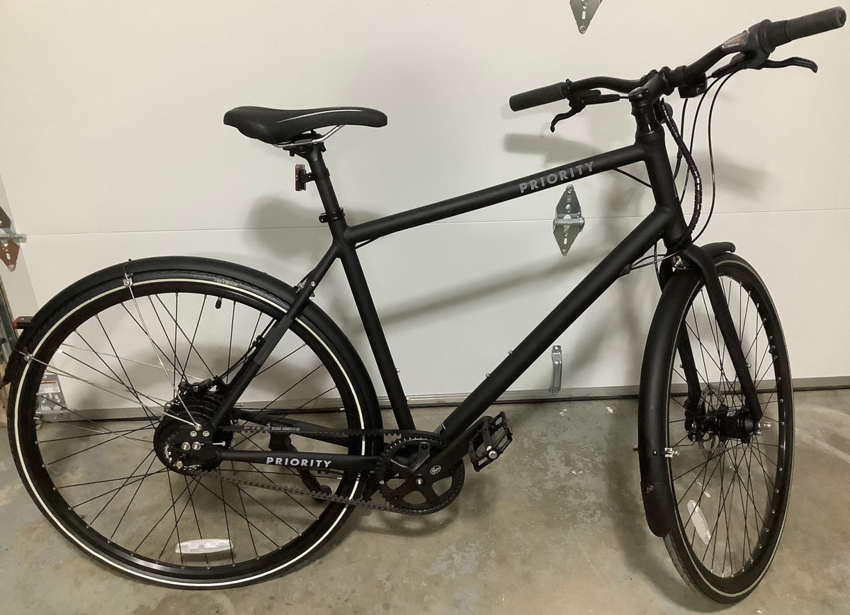 2022 Priority Bicycles Continuum Onyx