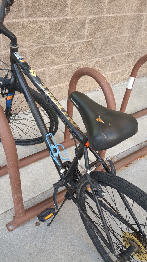 2023 Mongoose Hotshot