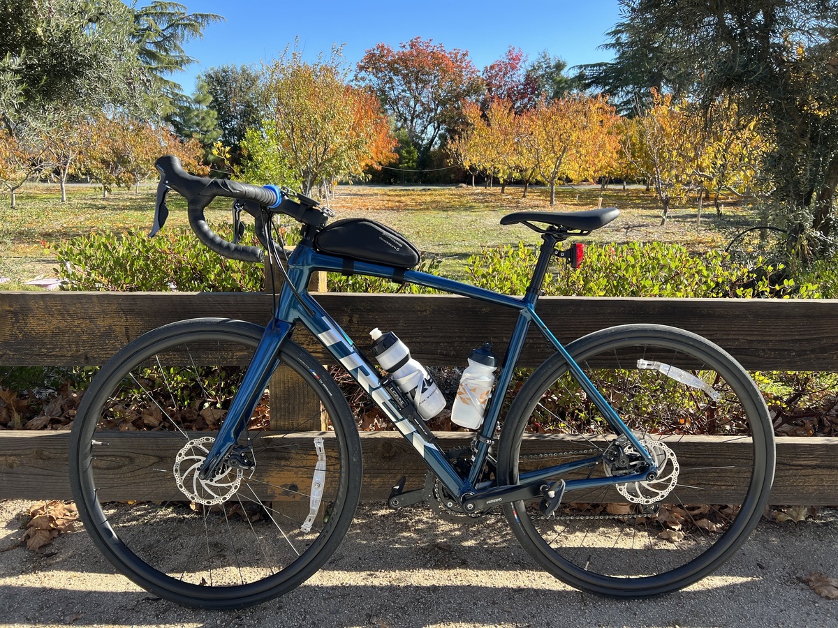 2022 Trek Domane AL2 road