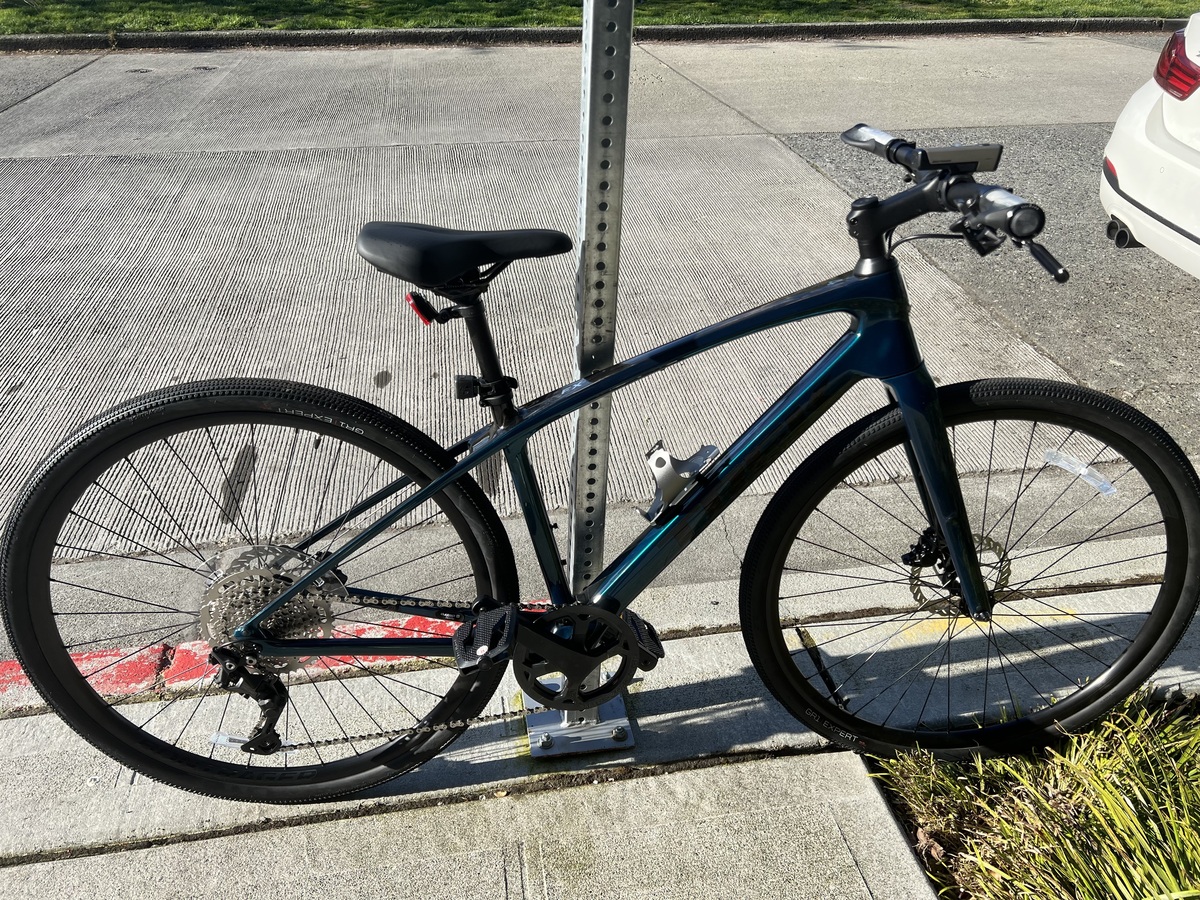 2022 Trek FX Sport 4