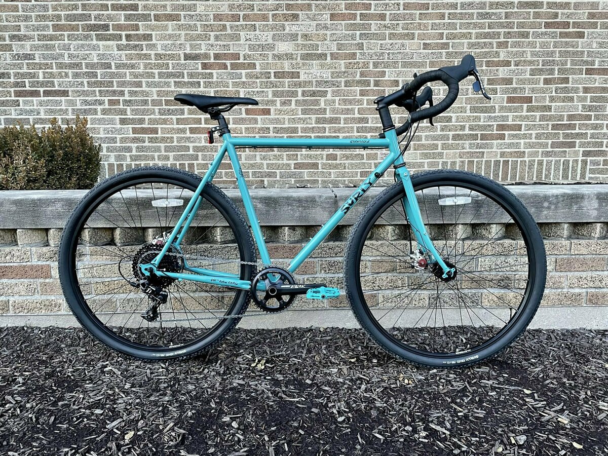 2022 Surly Straggler