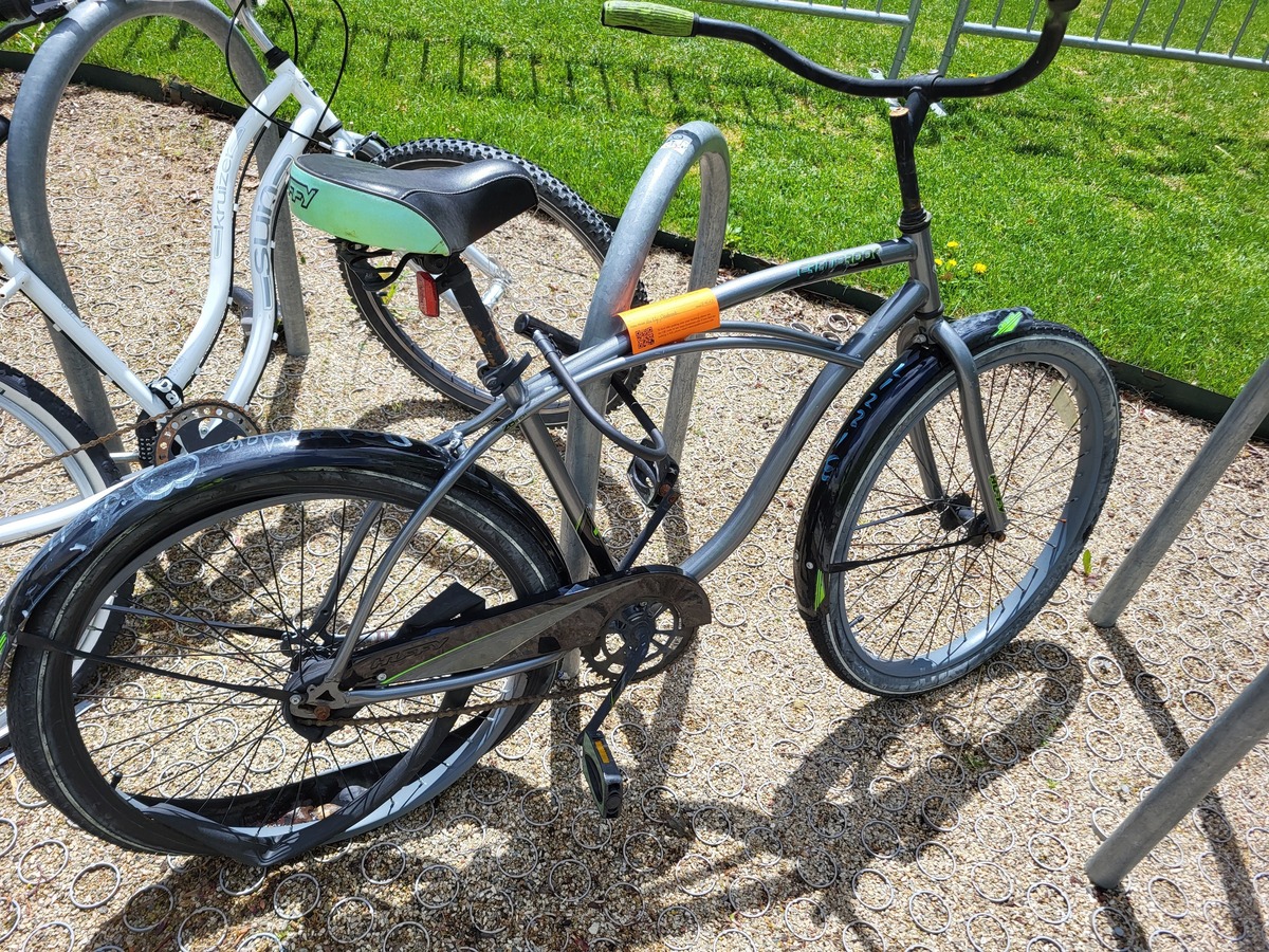 Impounded Huffy Cranbrook