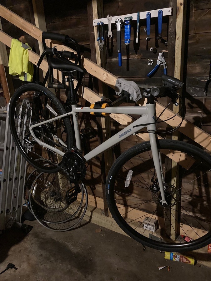 2022 Diamondback Metric 2