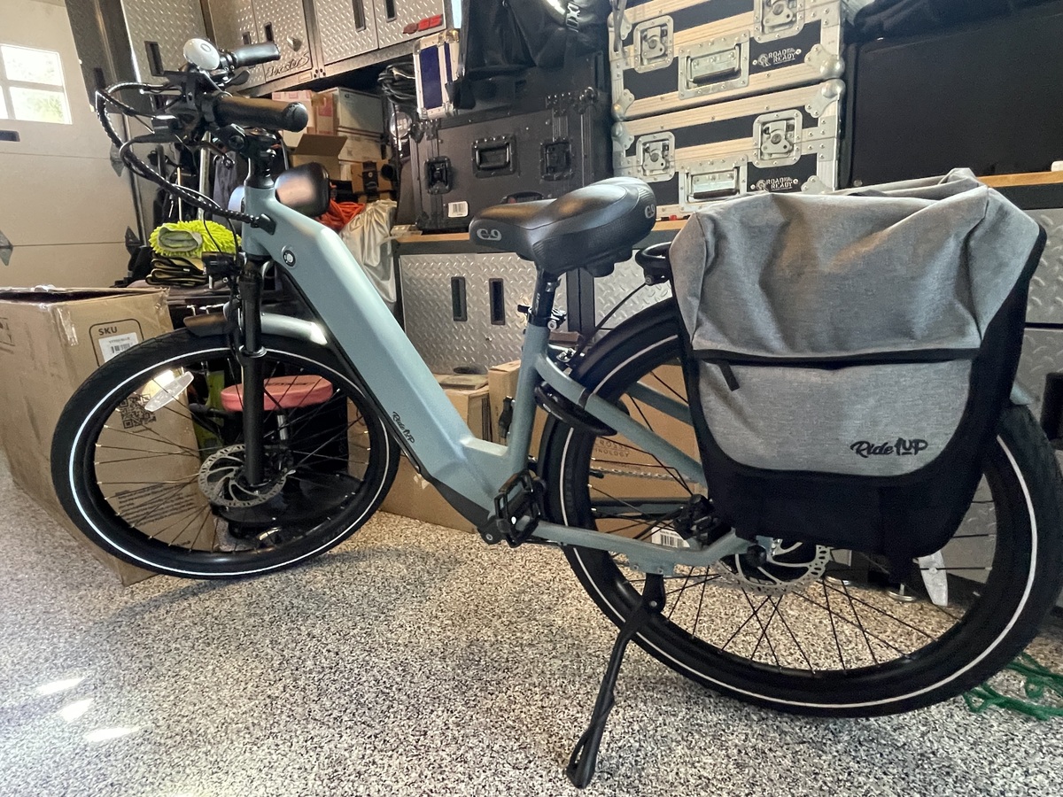 2023 Ride1Up 700 Series ST