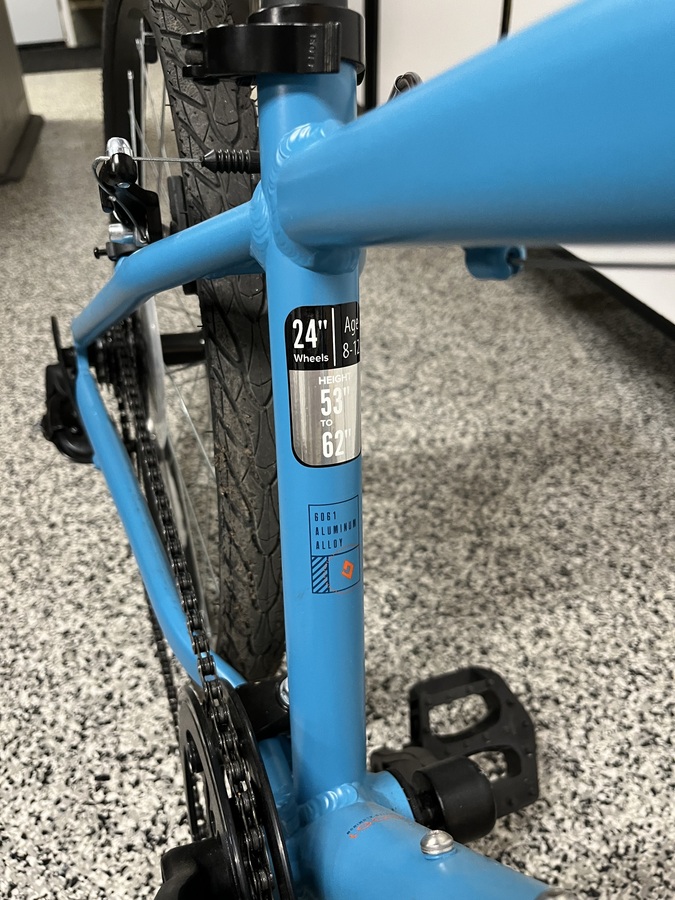 Diamondback METRIC 24