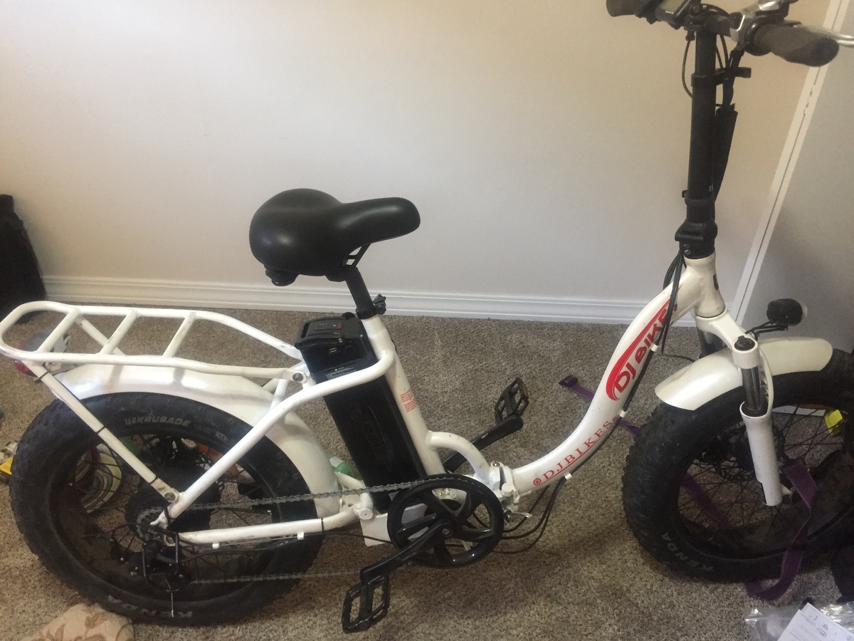 2022 DJ Bikes Mozo e-scooter