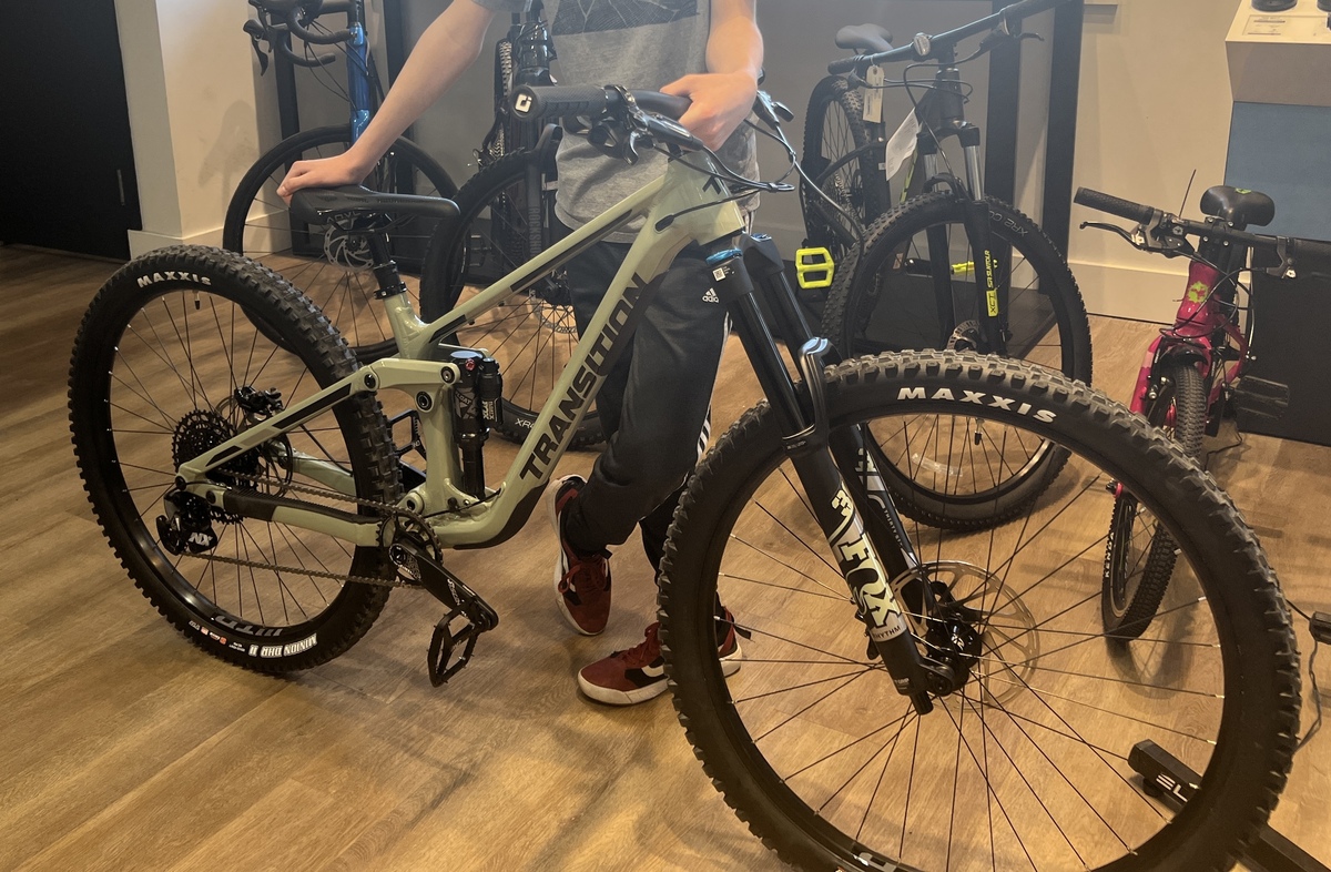 2023 Transition Bikes Sentinel Alloy NX