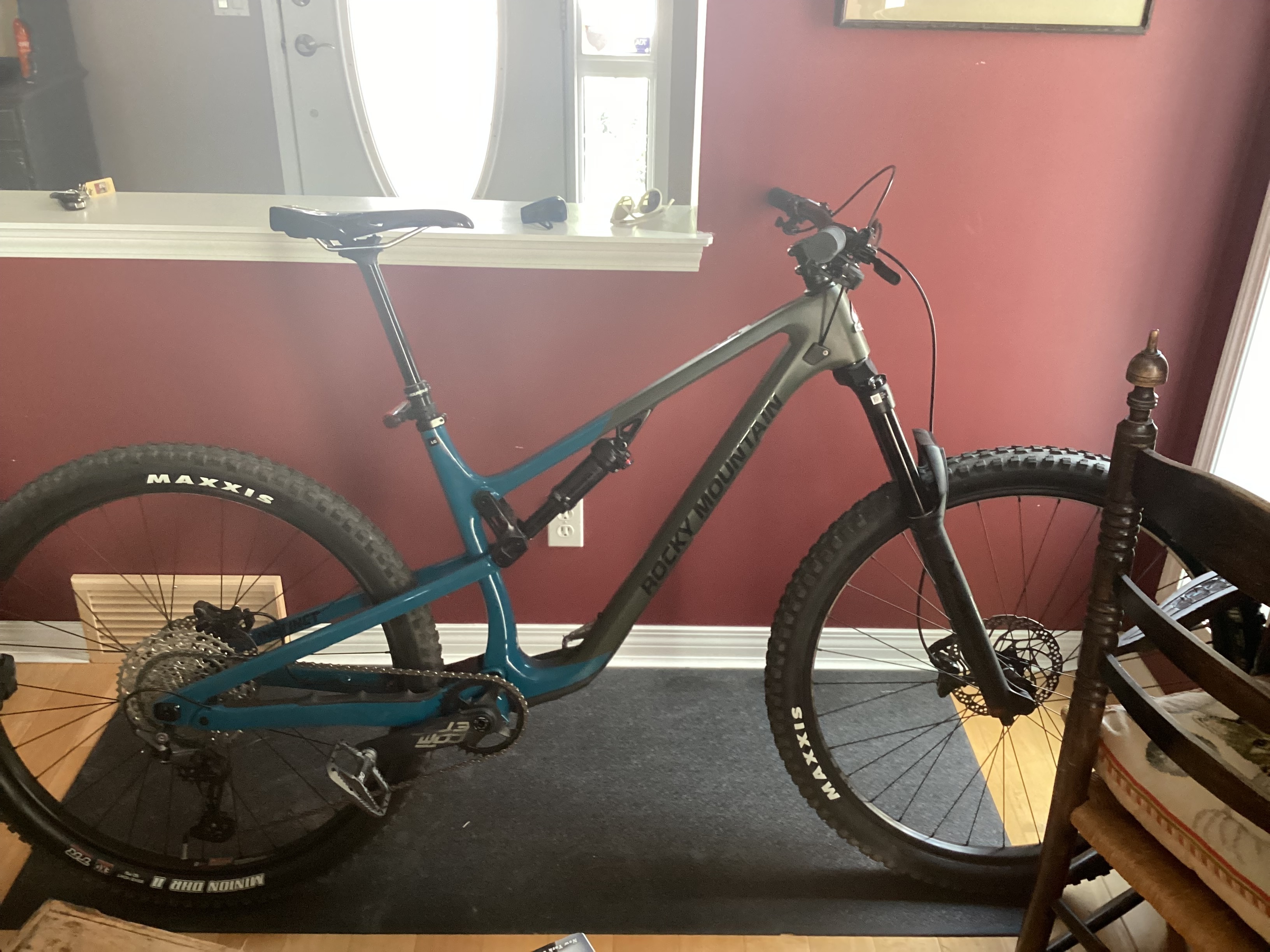 2022 Rocky Mountain Bicycles C30 LG