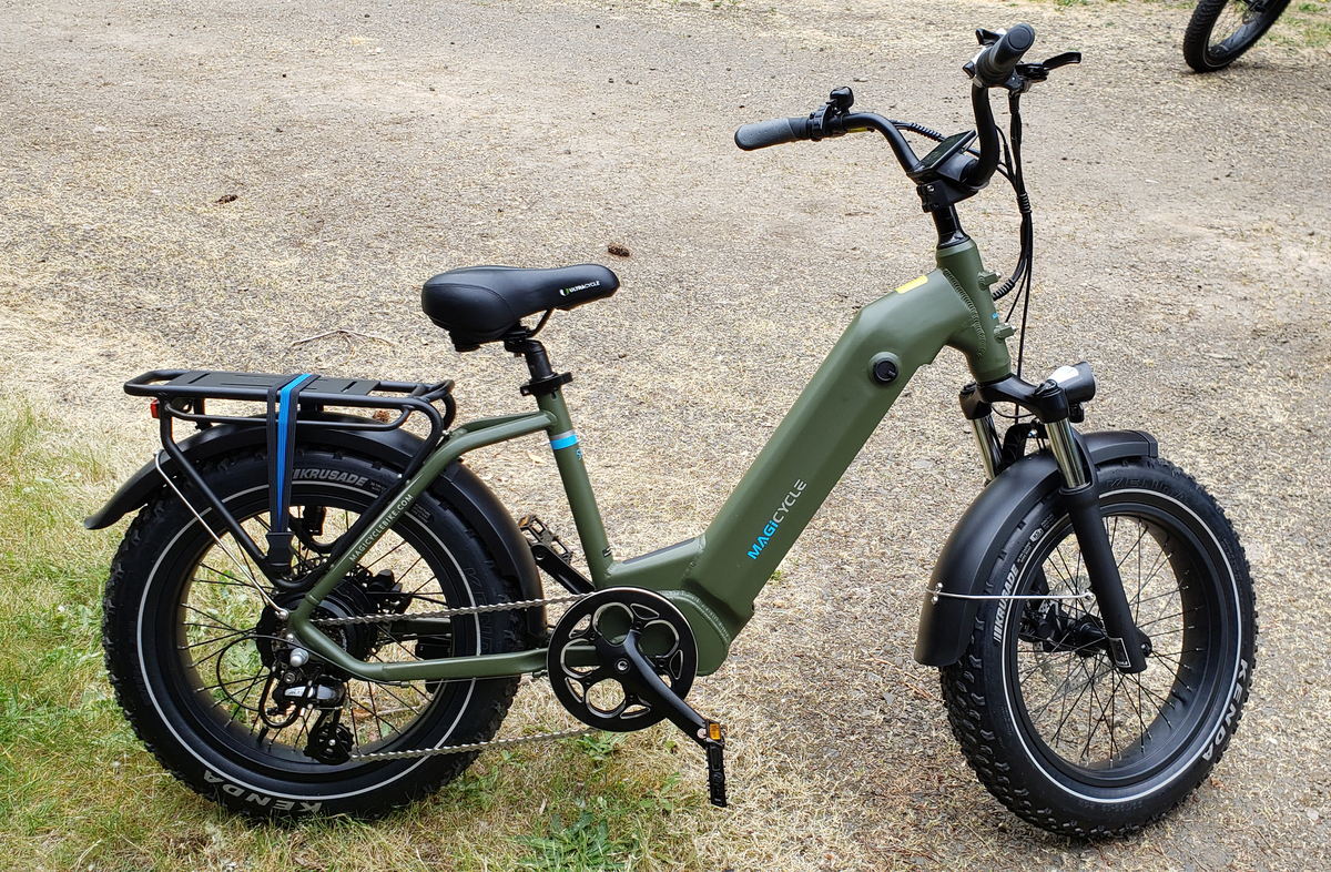 2023 Magicycle Step-Thru