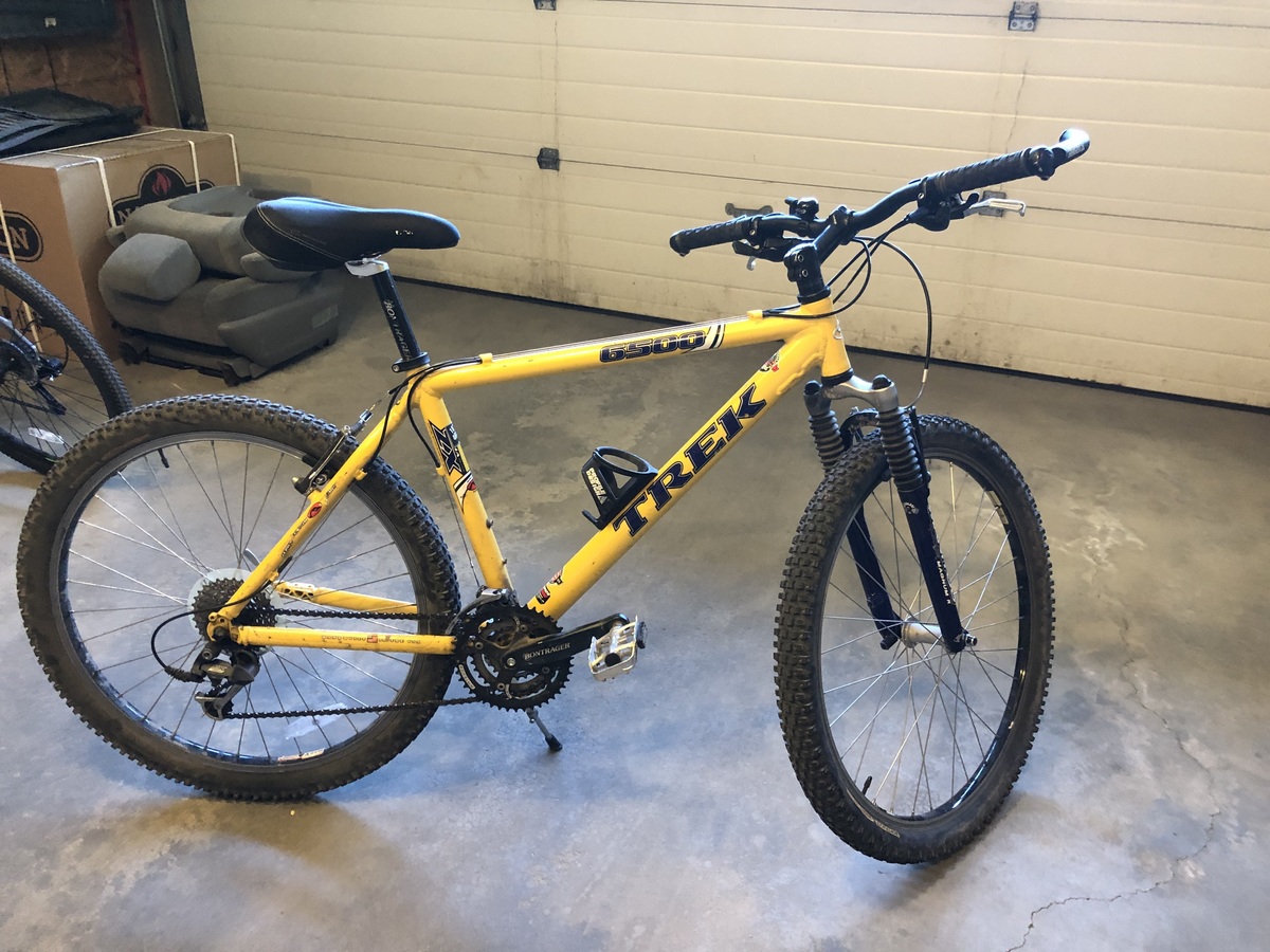 2000 Trek BI-0406
