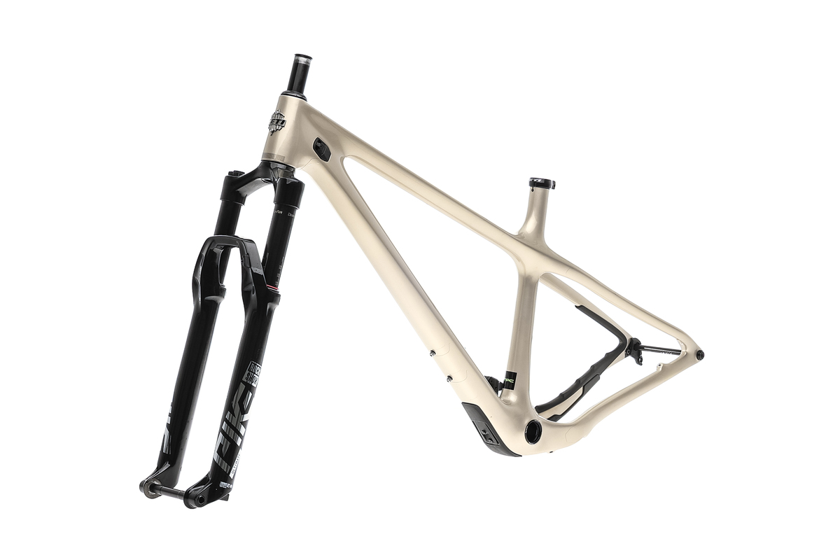 2022 Yeti ARC Turq
