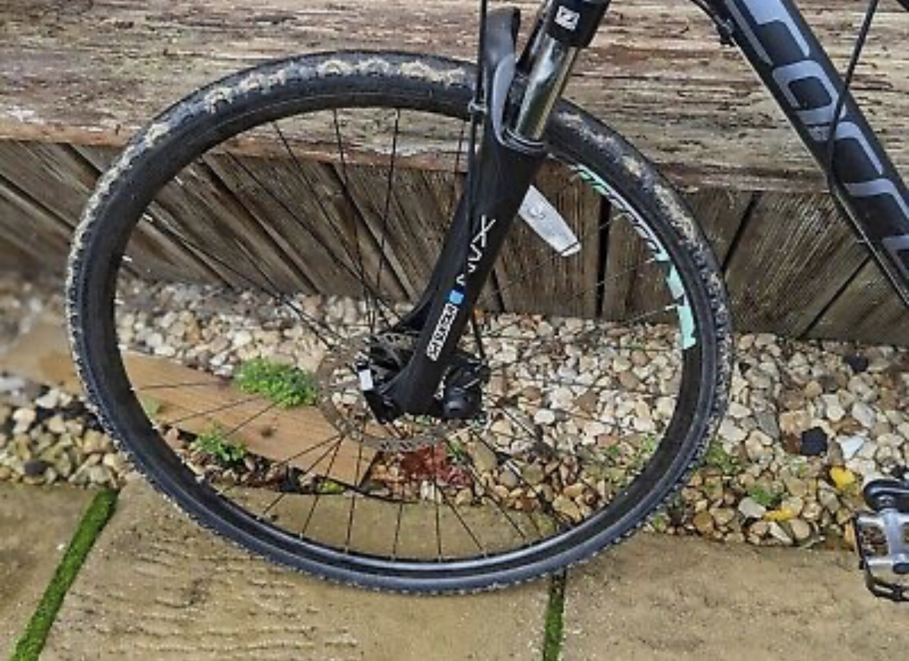 2020 Carrera bicycles Crossfire 2