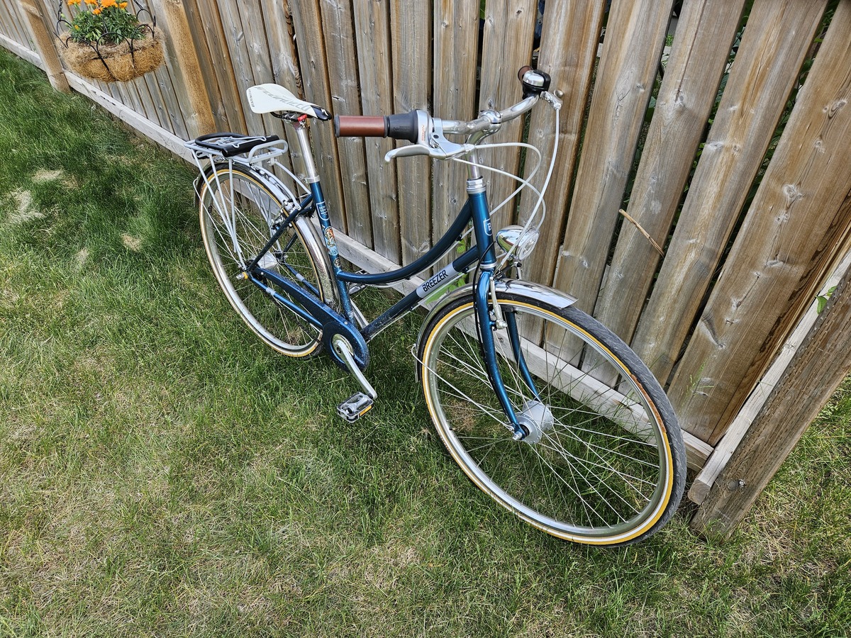 2022 Breezer Downtown 7+