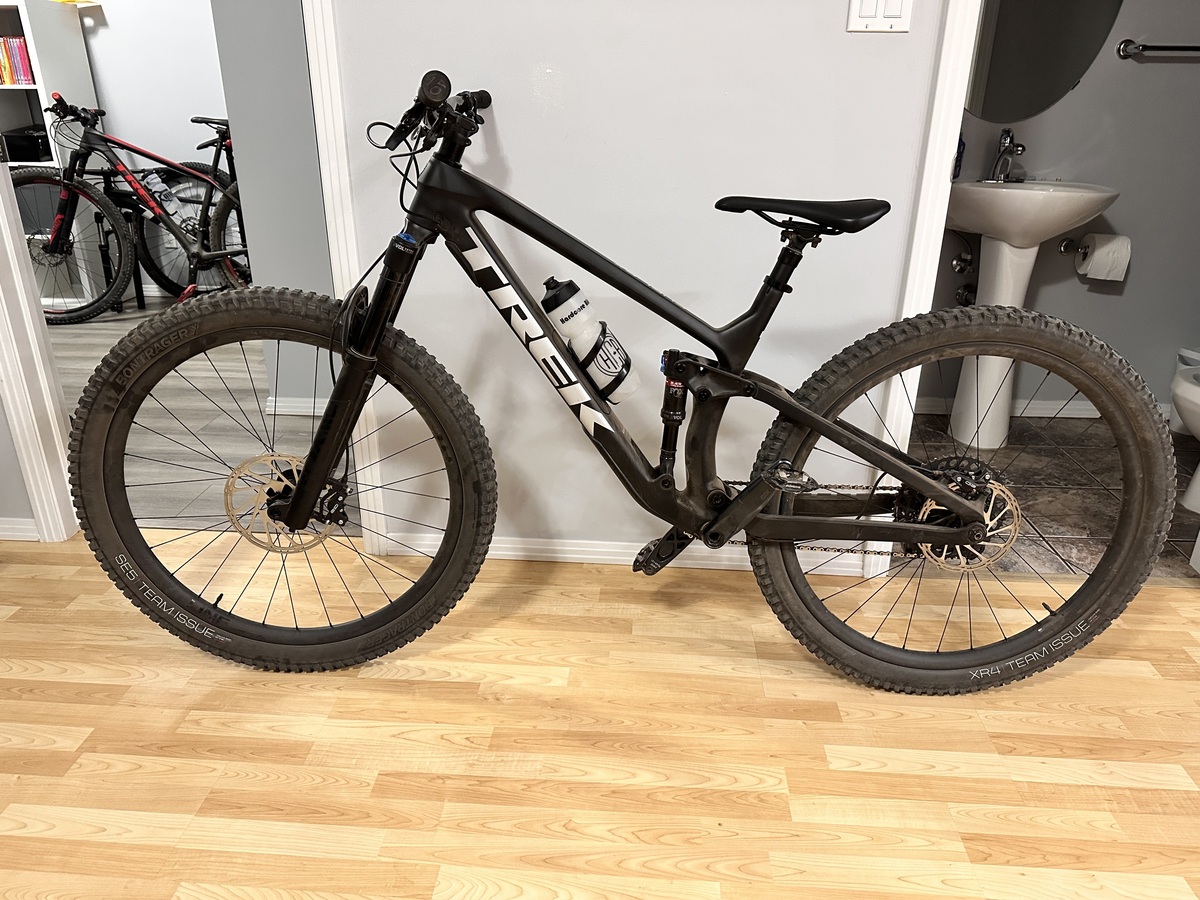 2022 Trek Fuel EX