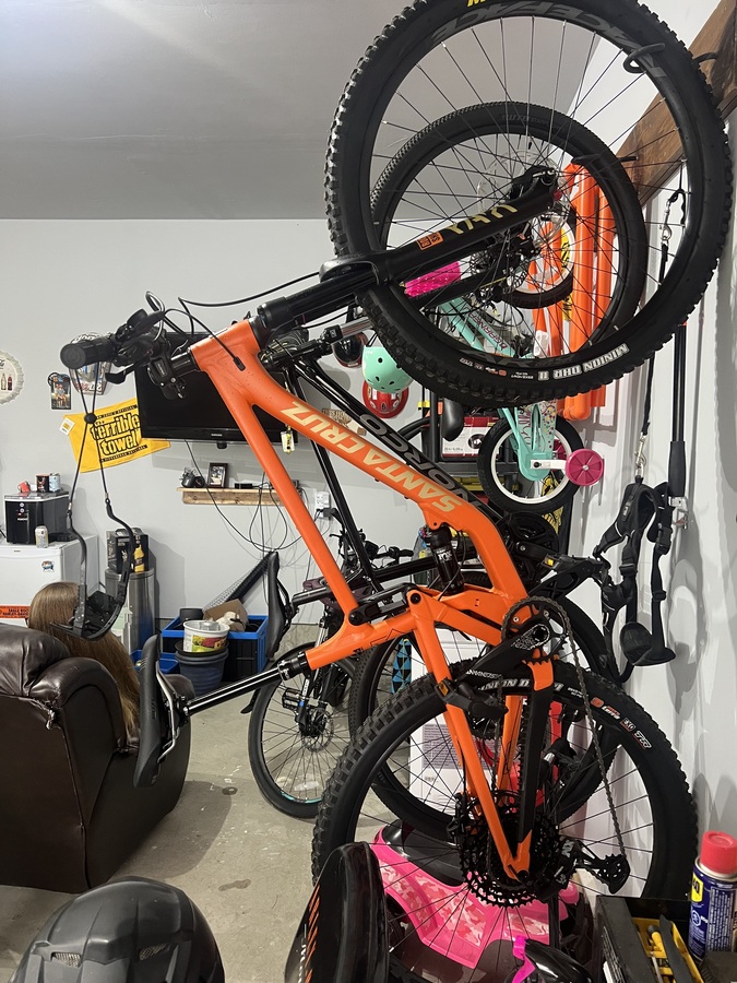 Santa Cruz Hightower V2 AL R-Kit Melon Large