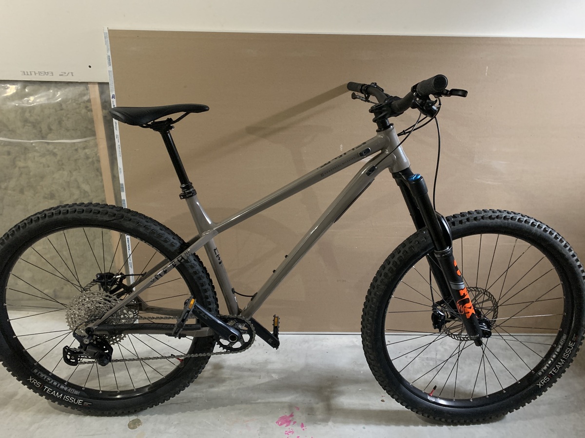2021 Commencal Bikes Meta HT