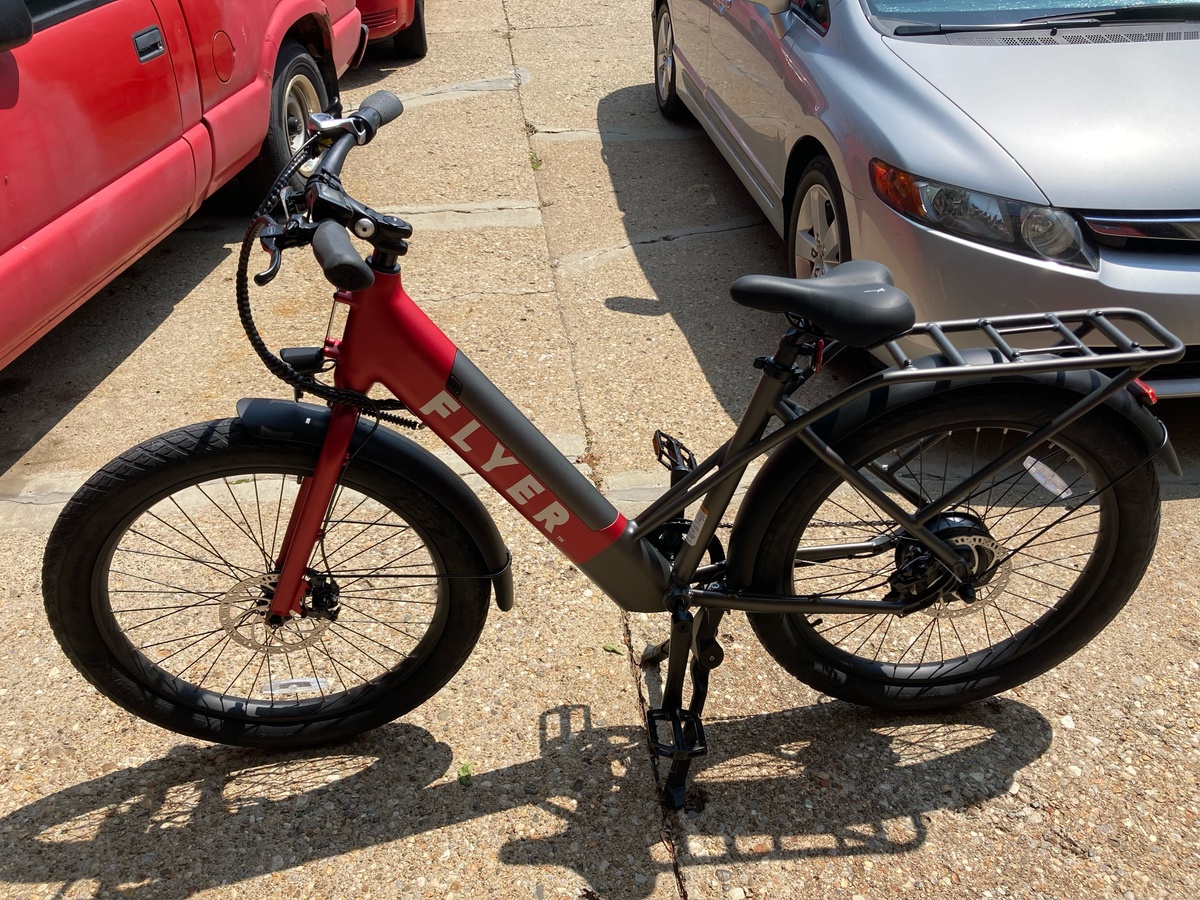 2023 Radio Flyer M880