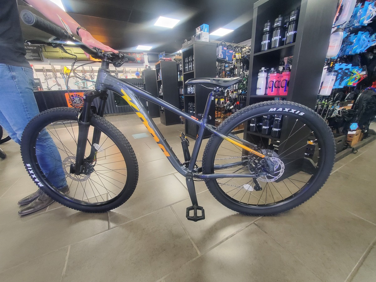 2022 Kona Lava Dome - Small