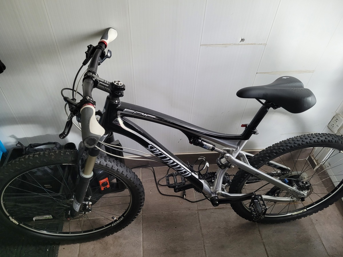 2011 Specialized Epic Comp