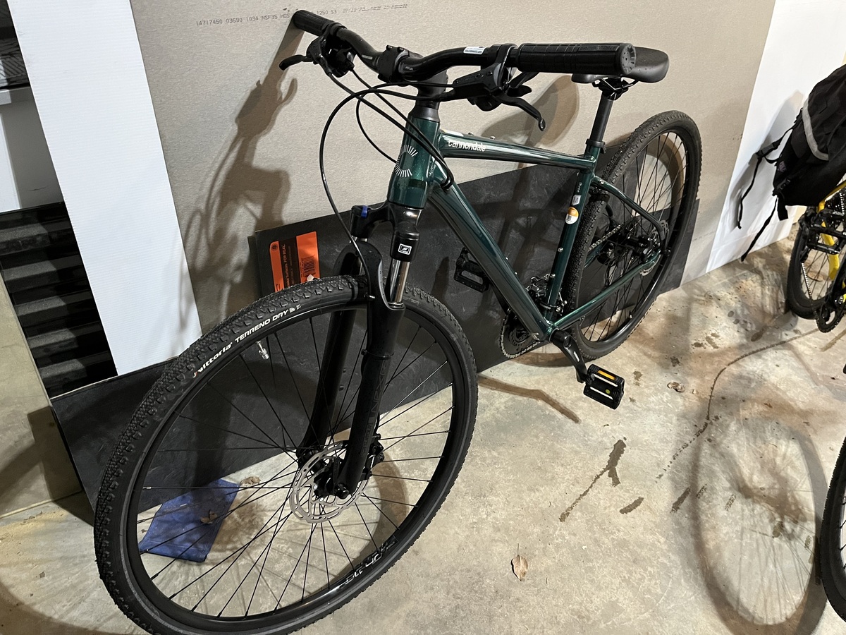 2022 Cannondale Quick CX Woman’s 3