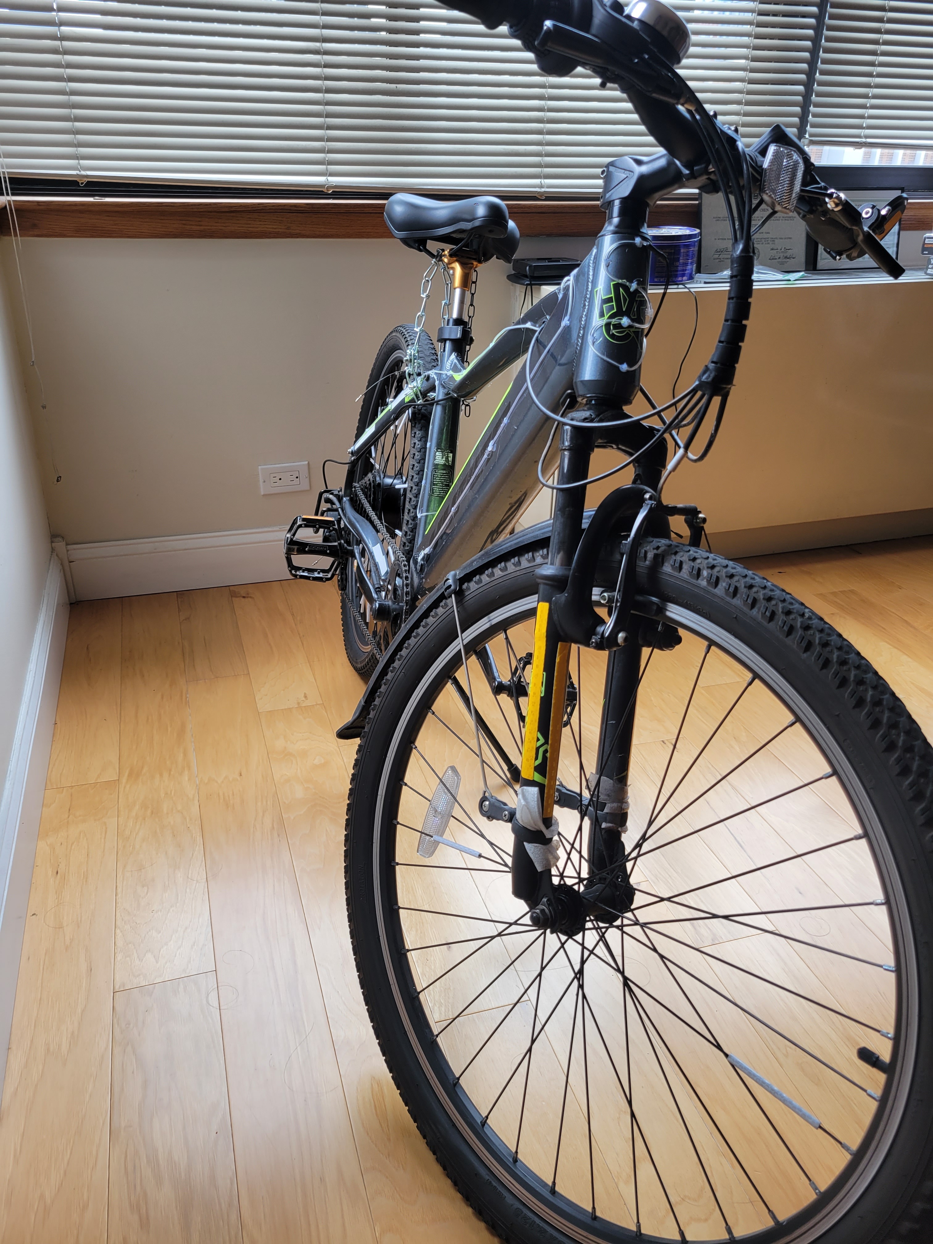 2020 Hyper Electric bike Mountain