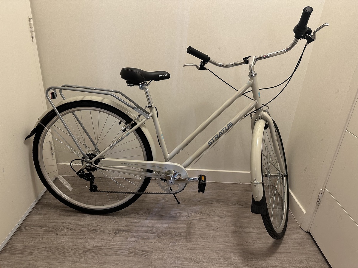 2023 Stratus Hawthorne