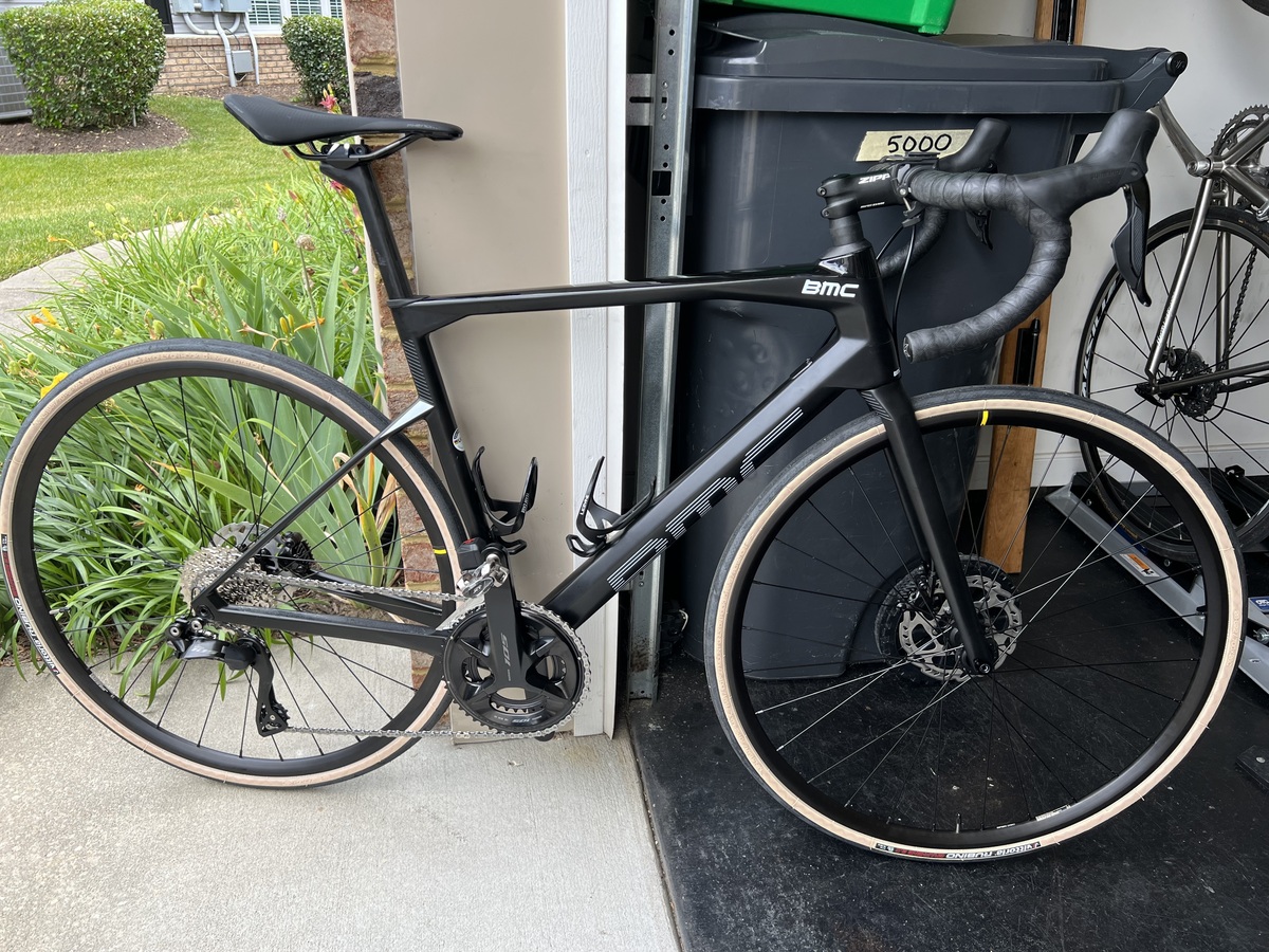 2023 BMC RoadMachine Five