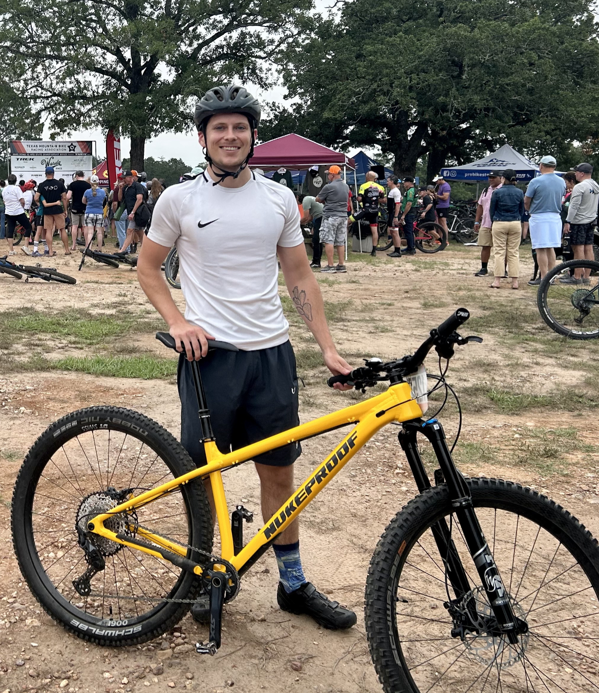 2022 Nukeproof Scout 290