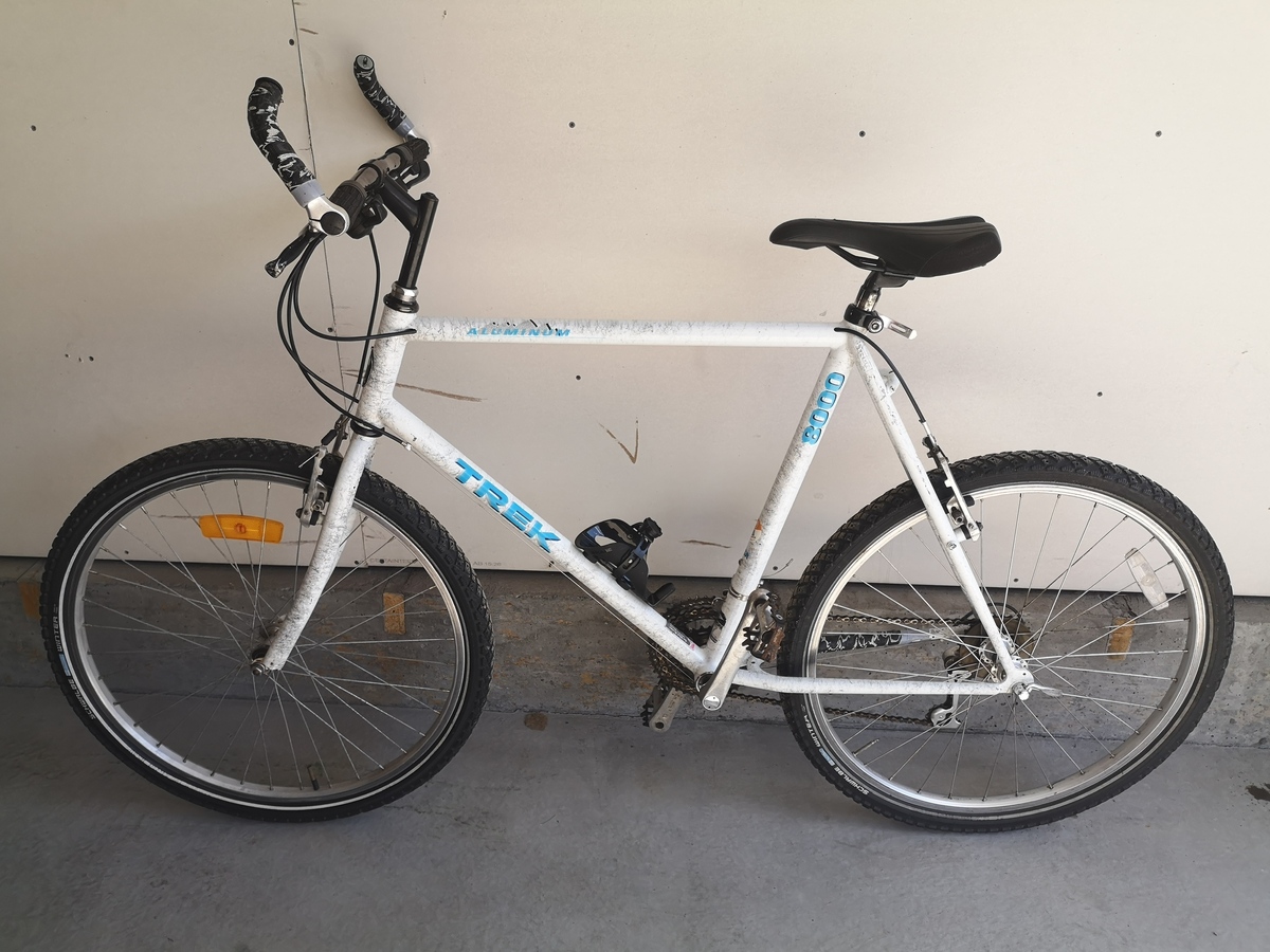 Trek 8000