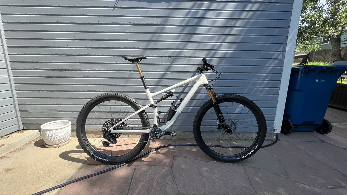 2023 Specialized EPIC EVO