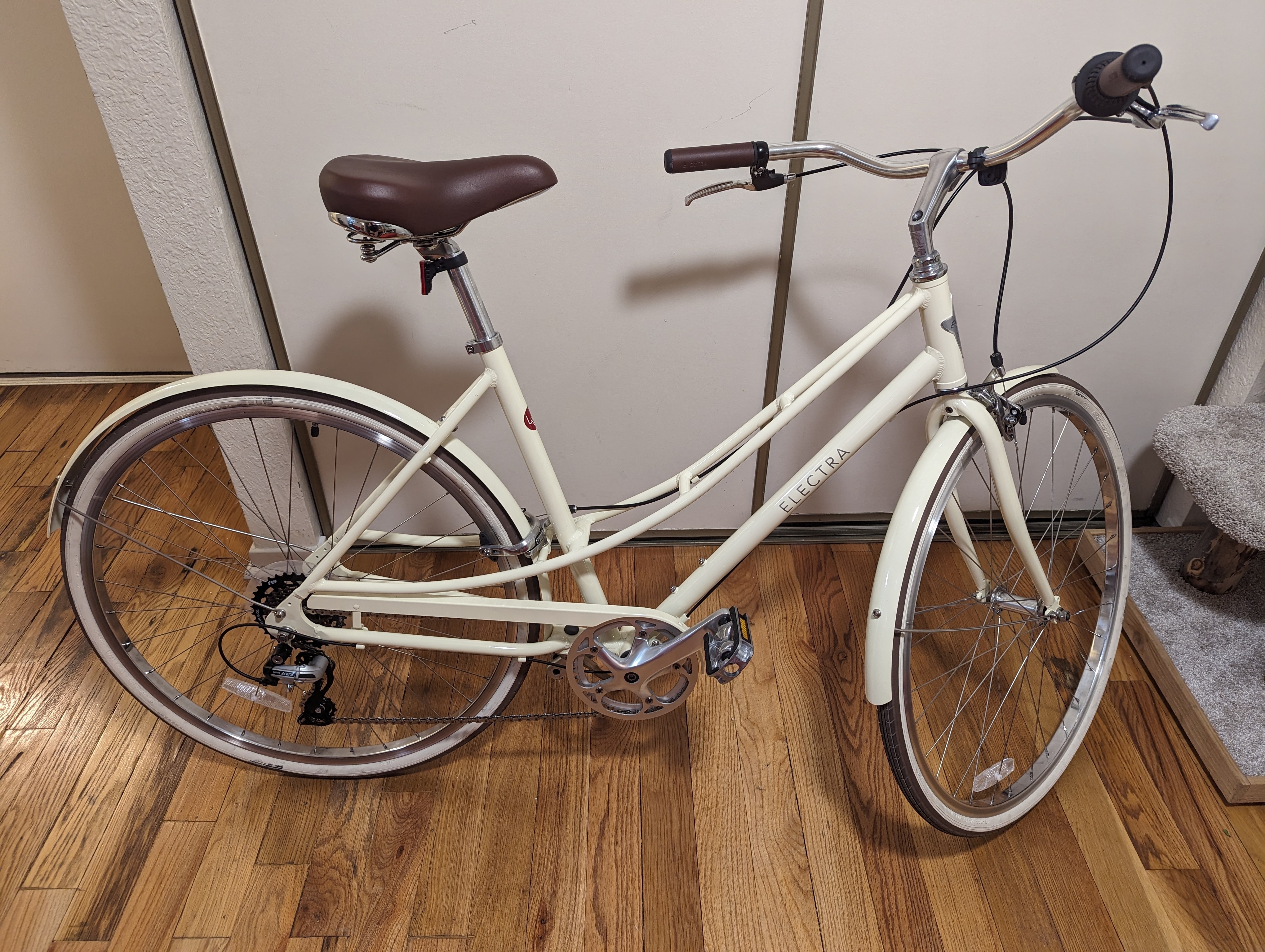 2023 Electra Loft 7D Step-thru