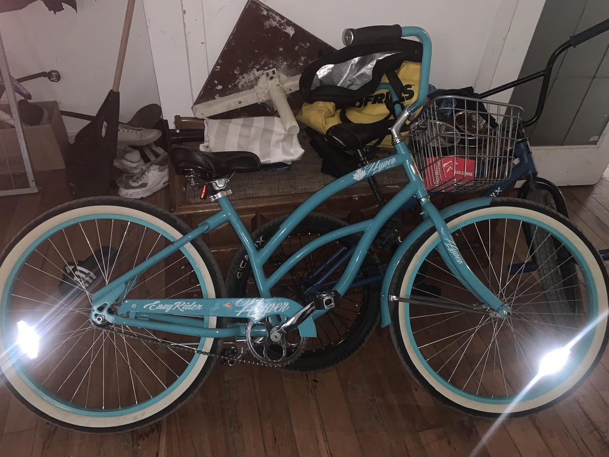 2021 Hyper Beach cruiser