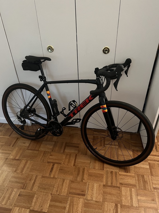 2022 Trek Checkpoint ALR5