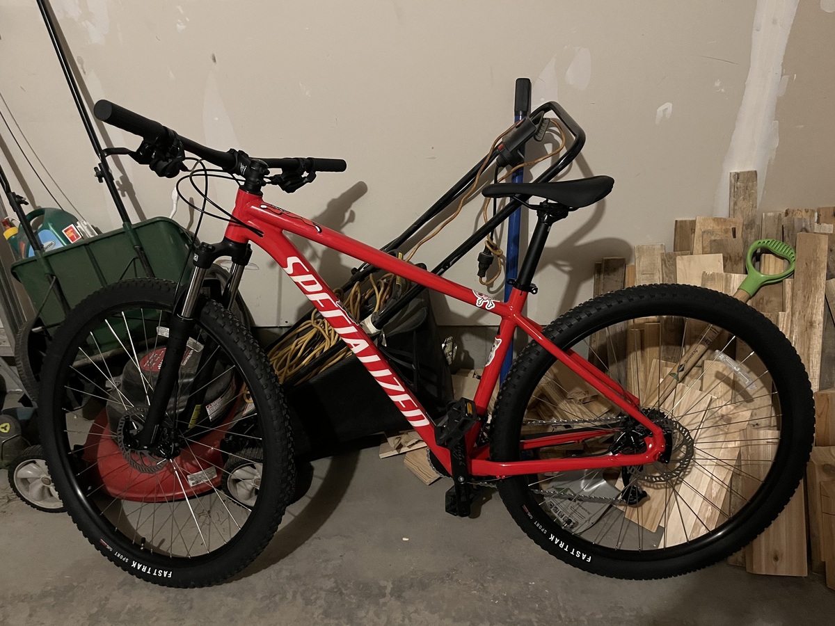 2022 Specialized Rockhopper 29